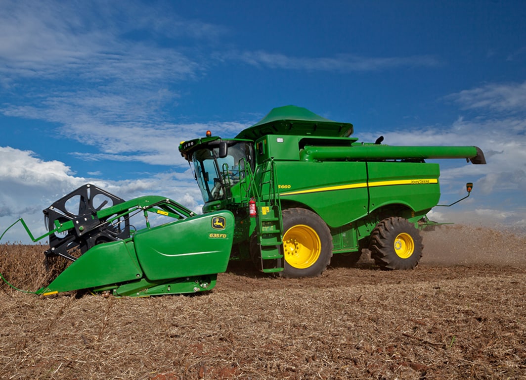 Colheitadeira S660 | Colheitadeira de Grãos Série S | John Deere BR